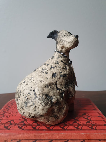 Sam Toft ceramic dog sculpture '#48 I'm Yours Doris' – Panter and Hall